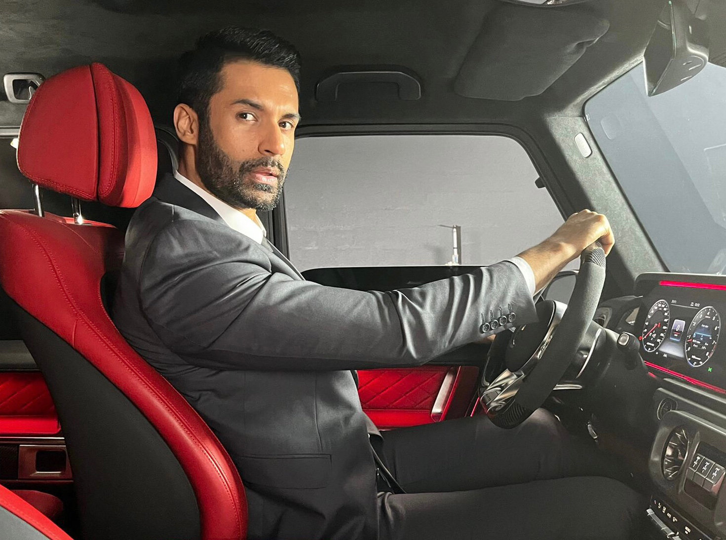 Top Dubai Models - Stunning Talent: Amit,M0071