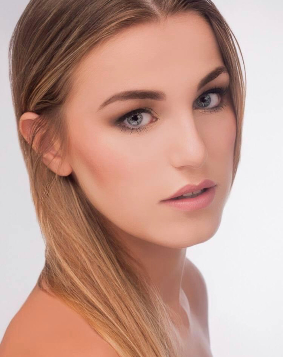 Top Dubai Models - Stunning Talent: Debra , F0381