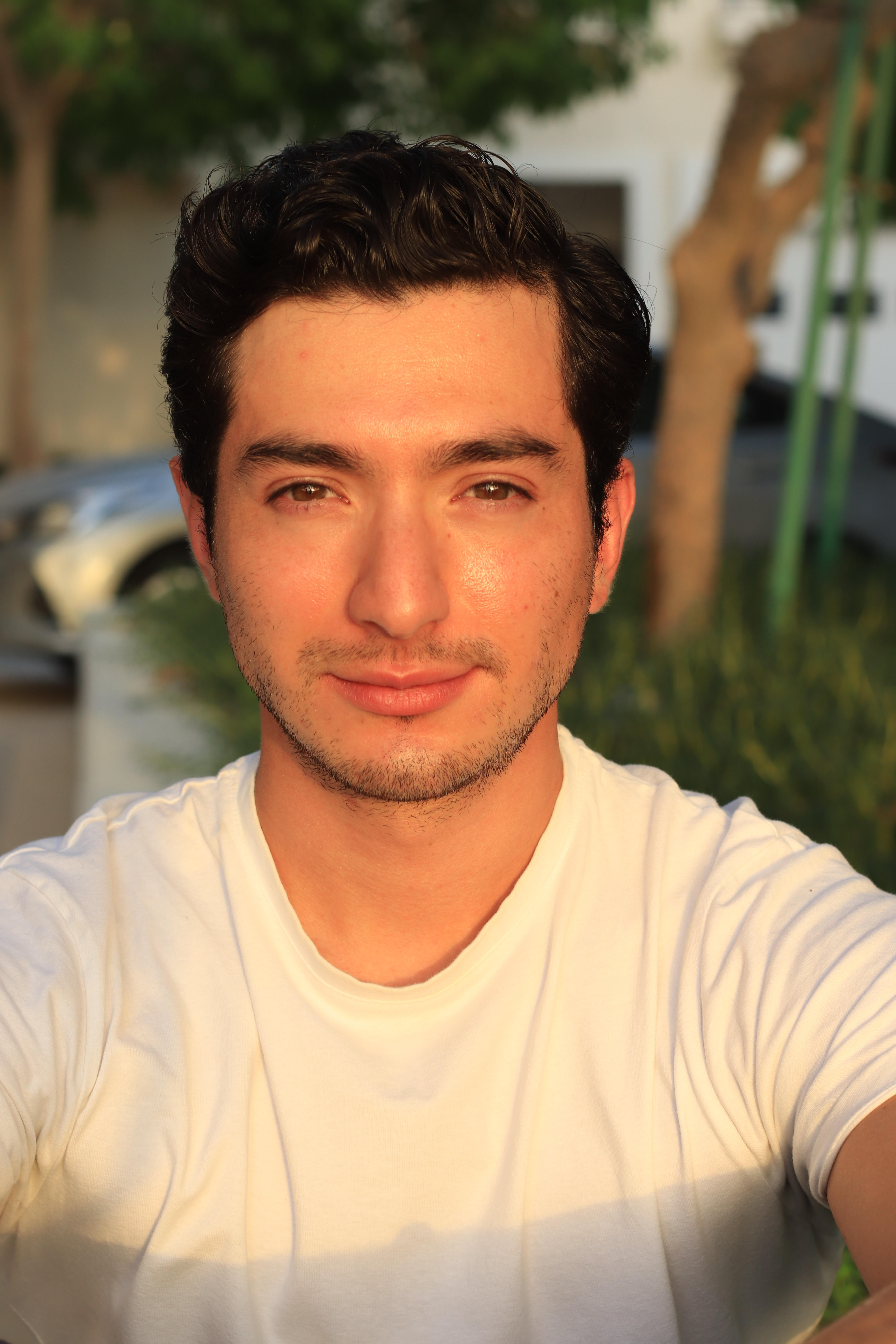 Top Dubai Models - Stunning Talent: Ulises,M0375