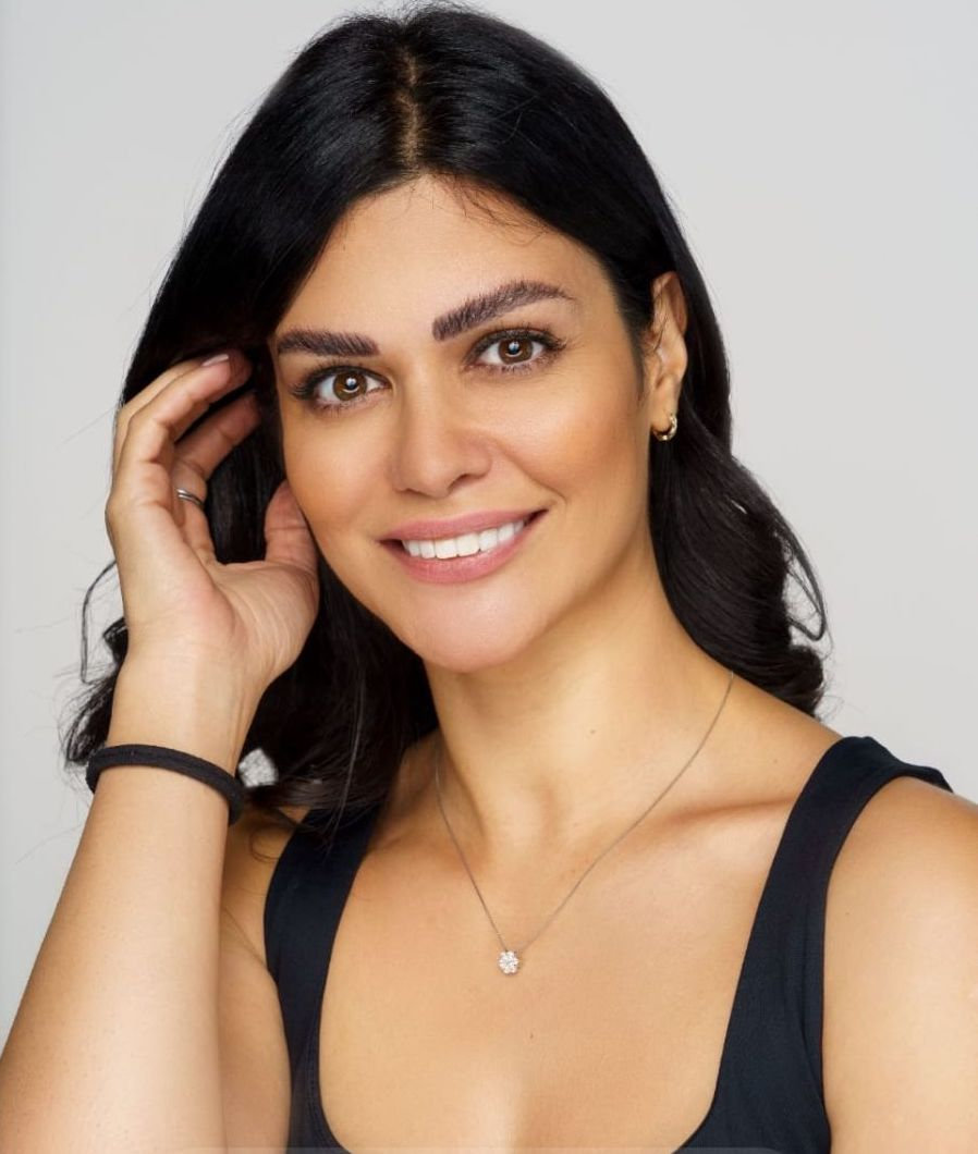 Top Dubai Models - Stunning Talent: Sarah, F0093