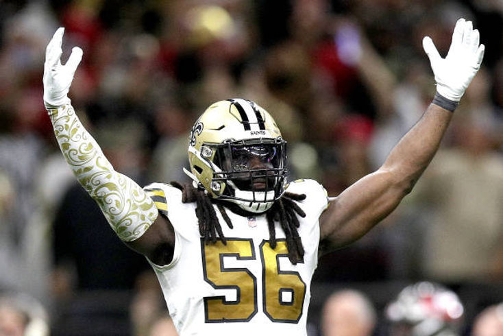 Pirates of Tampa Bay: The Curse of Black and Gold