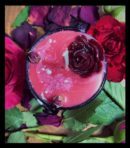 Beltane ★ Briar Rose ★ Spell Cauldron candle | starryeyedsupplies
