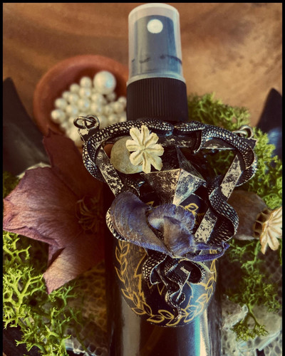 Starry Witch Spritz Spray ★ The Temple of Medusa | starryeyedsupplies