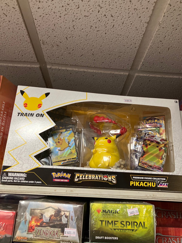 Pokémon TCG Celebrations Premium Figure Collection Pikachu VMAX Box ...