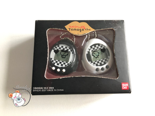 Tamagotchi Tamagochu Checkered Black and White Bandai Japan 2004 ...