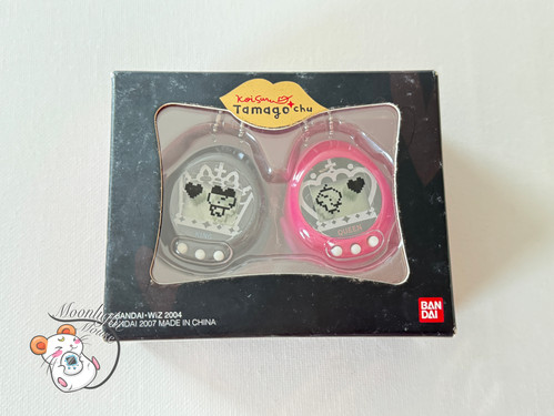 Tamagotchi Tamagochu Queen and King Pink Black Bandai Japan 2004 ...