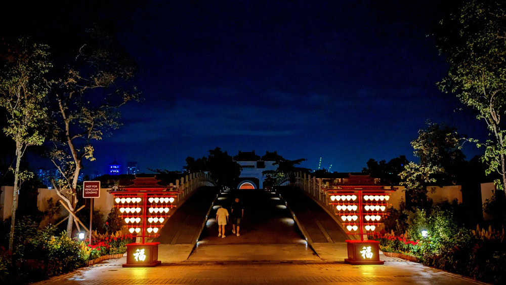 Lunar New Year Lights at the Chinese Garden: A Dazzling Celebration Awaits