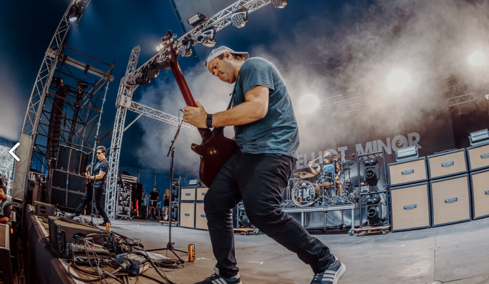 Elliot Minor Frontman, Alex Davies, Brings His Brand of Rock to the ...