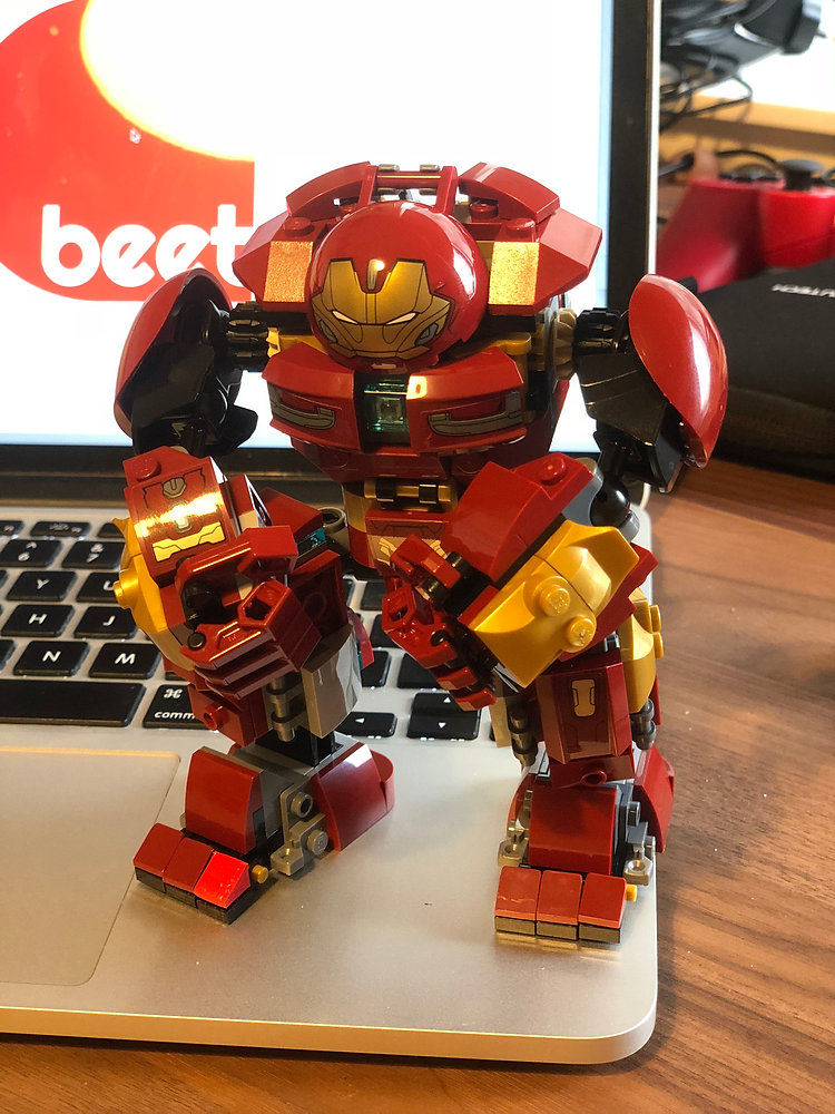 Hulkbuster LEGO 修理