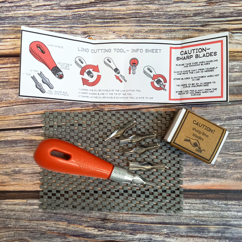 Essdee Lino Carving Handle and Blades: Perfect for Beginners and Improvers