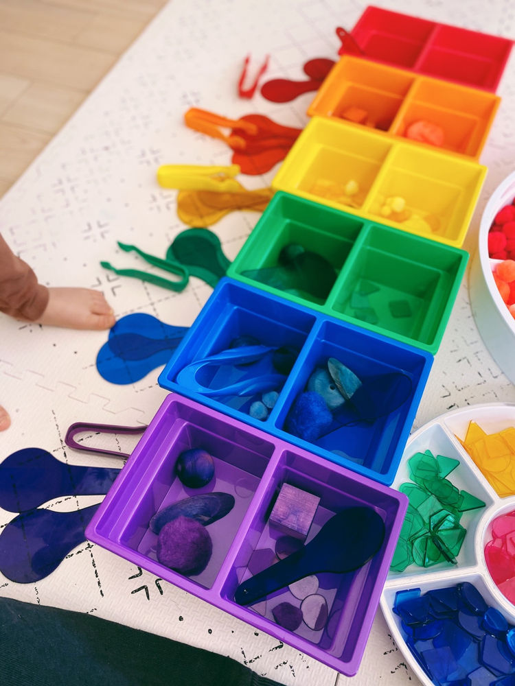 Invitation to Sort Colors