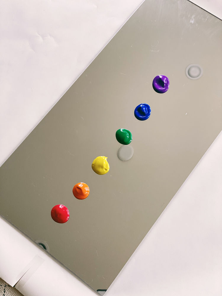 Invitation to Paint on the Mirror