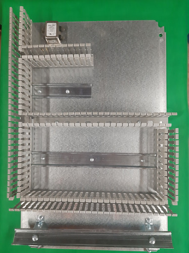 600 SERIES STANDARD CHASSIS PLATE | Control 101