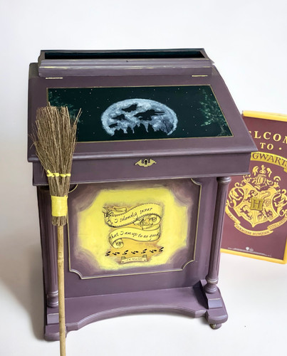 Harry Potter Desk, Vintage | The Lotus Upcycling