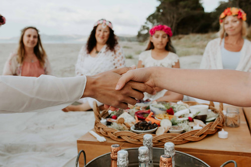 FREE Guide to create a Circle Agreement | Evolving Hearts