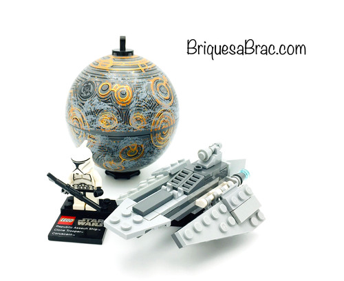 LEGO ® STAR WARS™ 75007 Republic Assault Ship & Planet Coruscant ...