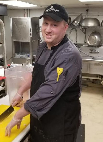 Chef Peter Olson’s Recipe of the Month: Shrimp Tomato Alfredo Spaghetti