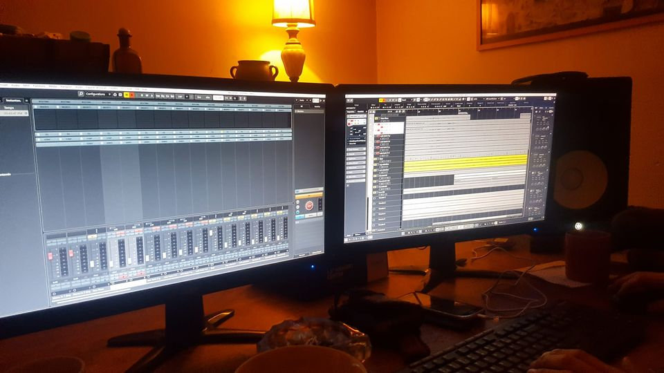 Alex et le Labo C à l'assaut des Tours d'Ivoire