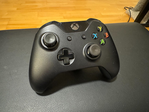 Xbox One Wireless Controller (Black) | Tech For All Society