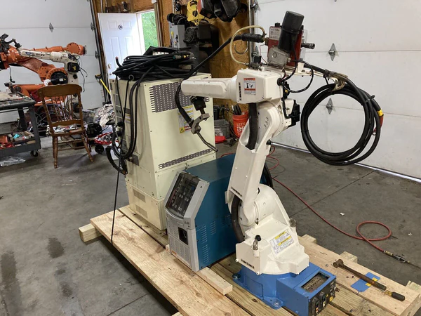 OTC AX-V6 Welding Robot W/ AX-C Controller | BC Industrial