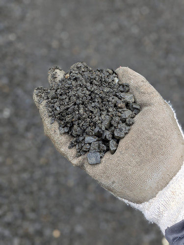 Black Basalt Gravel 5/8" Minus