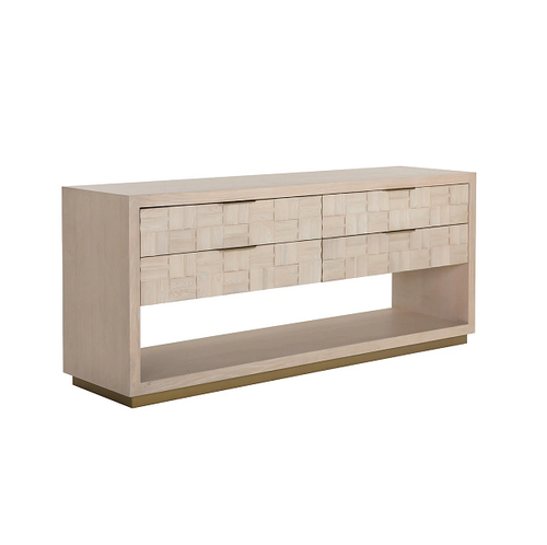 Akava | Form Furniture