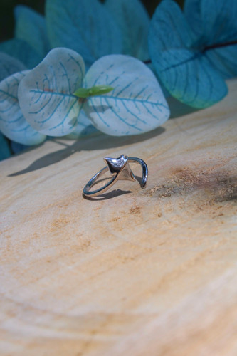 Stingray Ring | Shop