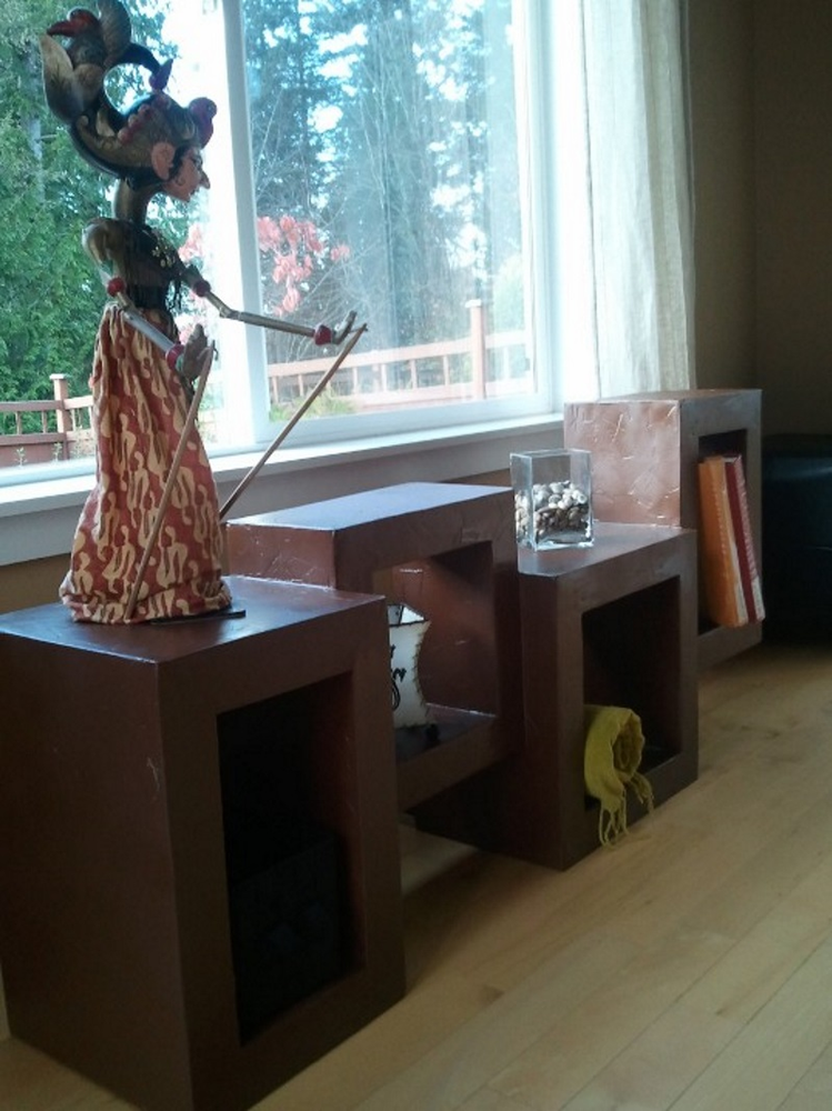 Cardboard Bookshelf 2 ways!