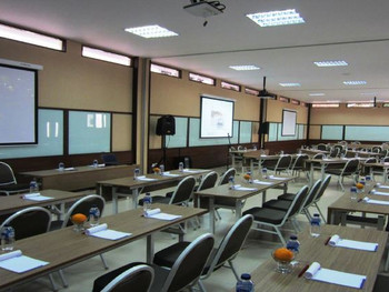 SGB Learning Center | hotel | SGB Learning Center, Cilember, Bogor ...