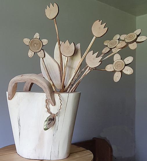 Handcrafted Wooden Items | Damselfly Woodcraft | England