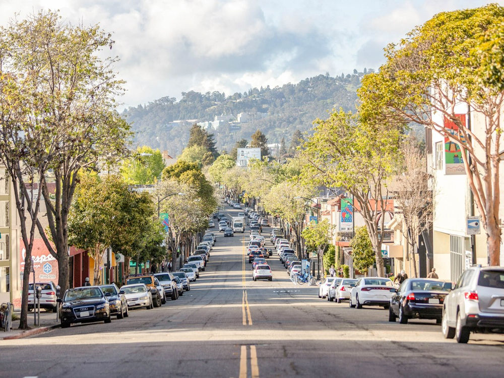 Destination: College Ave, Oakland Ca