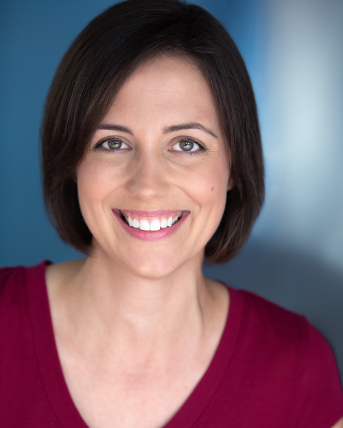 Lisa Walton's "Universal" appeal!