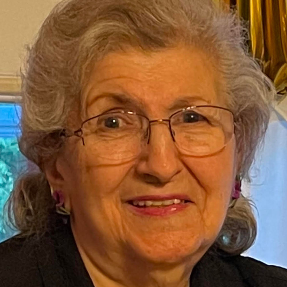 Lucy Bernadette Perrone 1929-2022