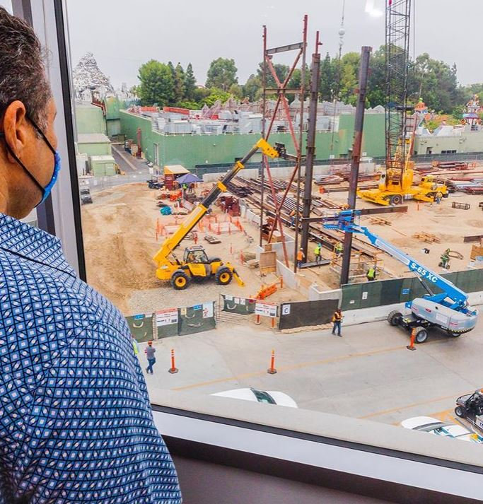 Mickey & Minnie's Runaway Railway at Disneyland Scheduled Opening Date ...