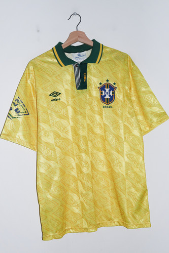 1992-93 Umbro Brazil Home Kit Jersey (Rare) (L) | Fresh Flames Store