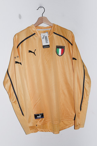 (DEADSTOCK) 2003 Puma Italy Goalkeeper Kit Jersey (M-L) | Fresh Flames ...
