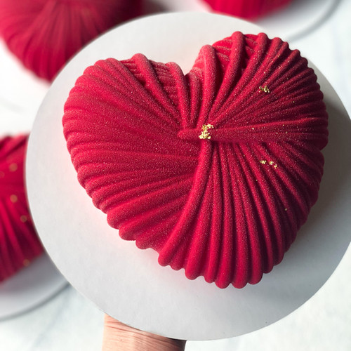 Lovely | T.A.I.P CAKE