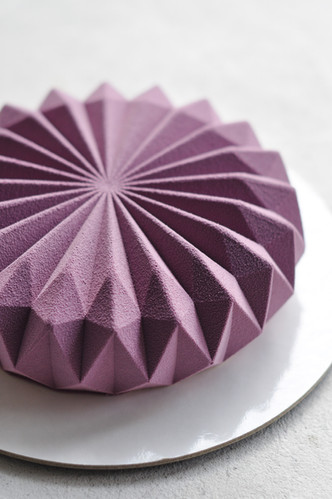 Origami | T.A.I.P CAKE