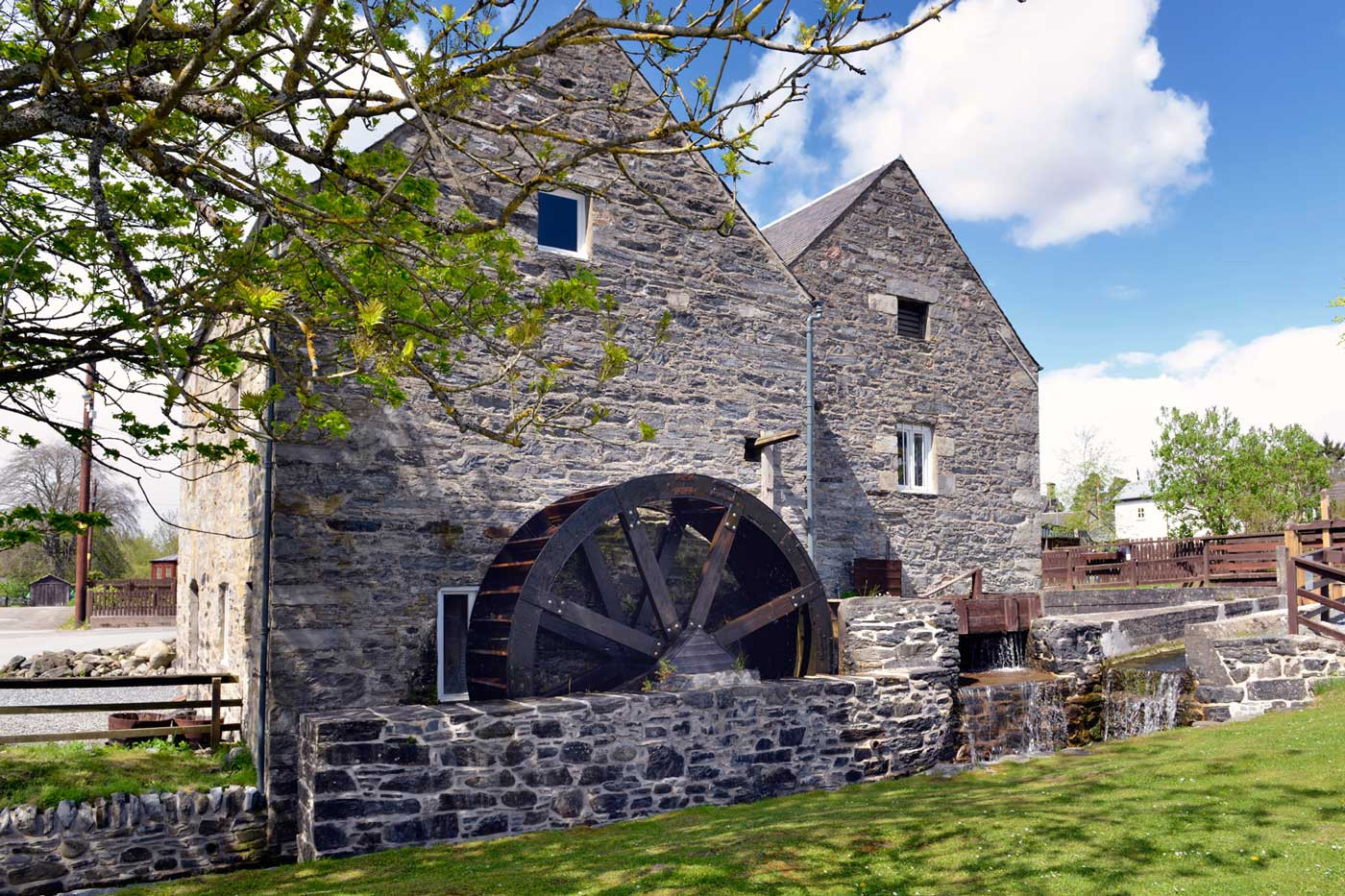 Blair Atholl Watermill - The Mill, Bakery, Tea Room & Shop