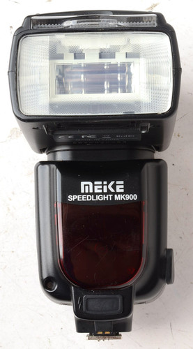 Meike MK900 Flash for Nikon | The Camera Exchange
