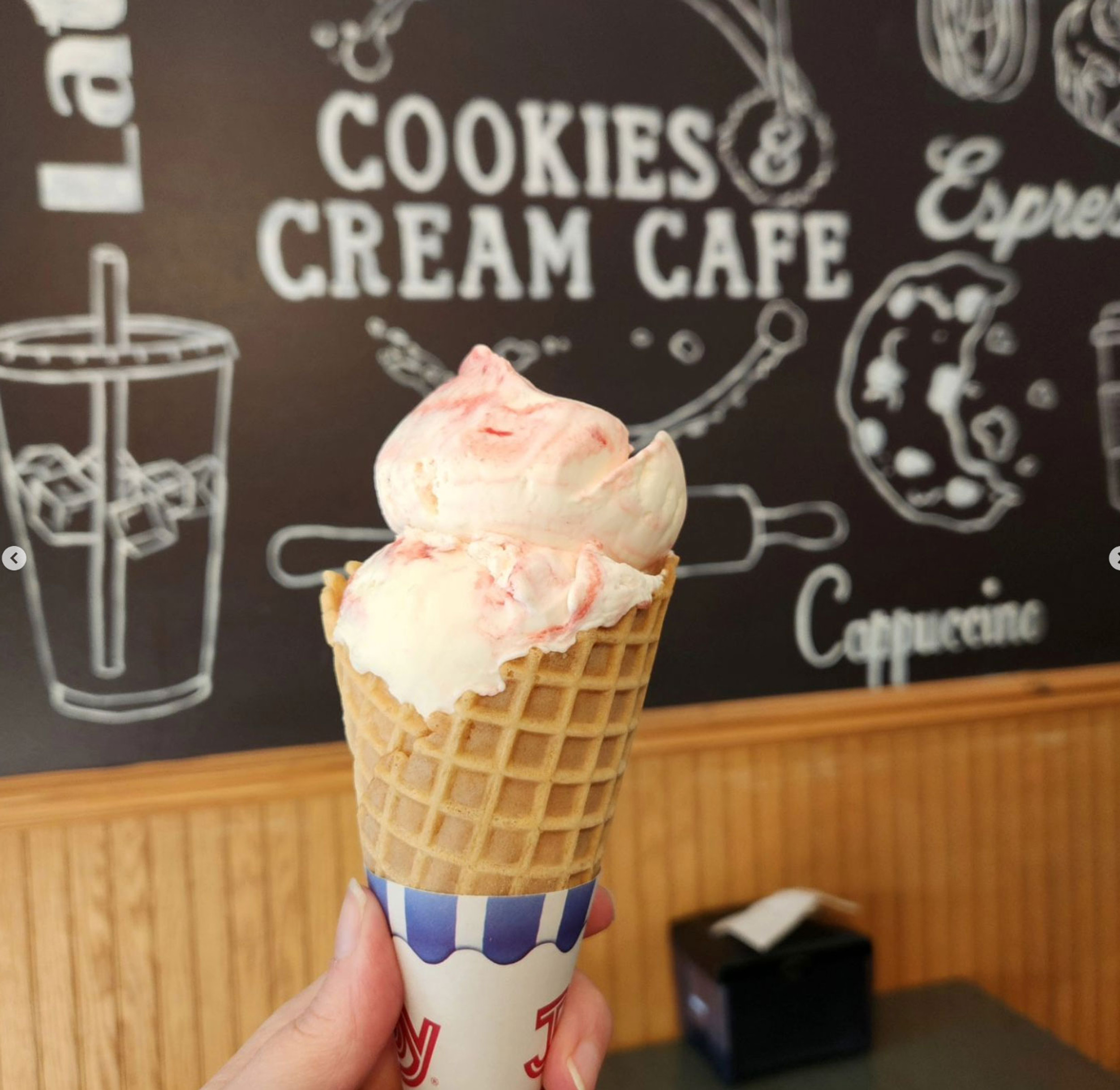 Home | Cookies & Cream Cafe