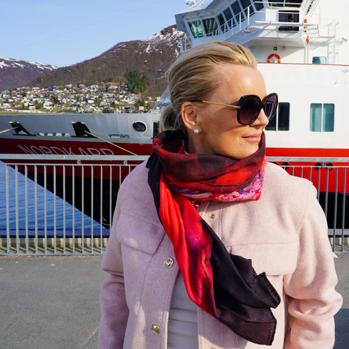 No. 3005 FLOW | Therese Enger