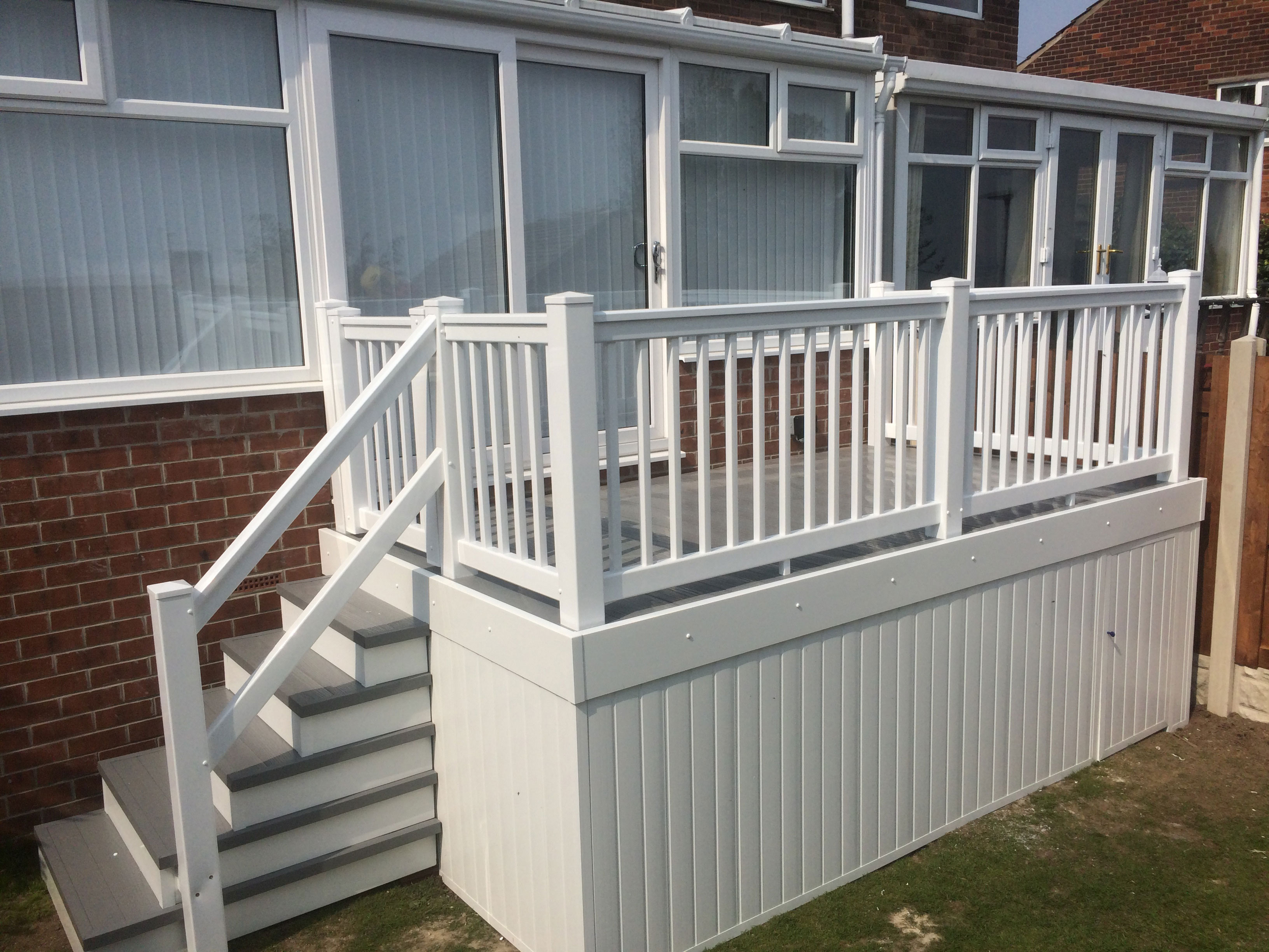 Diamond Decking - uPVC Maintenance Free Plastic Garden Decking