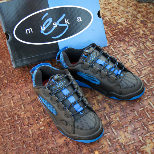 eS MUSKA BLACK / ROYAL | GRAVITY FUKUOKA