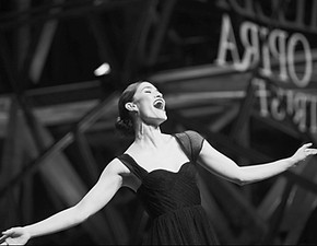 HOME | Nina Korbe | Soprano