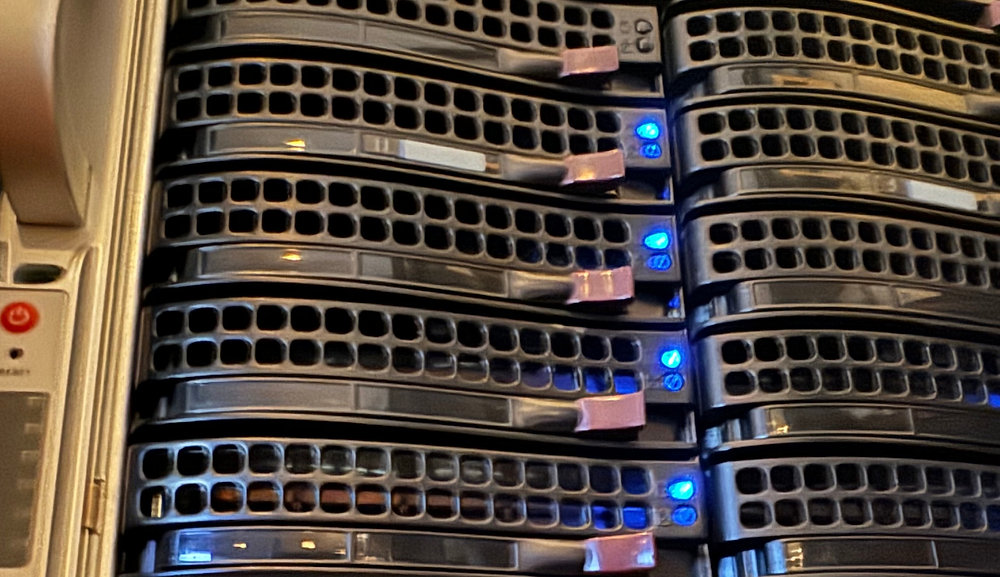 [UPDATED] Building a DIY NAS for Video, Photography, Filmmaking, and ...