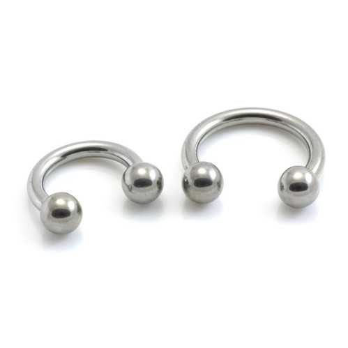 Titanium Circular Barbell | Fourleaf Piercing