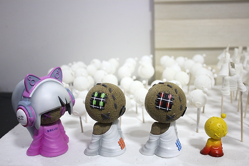 RLUX Customs | Philippines | Masks, Figures, Toys, Collaborations