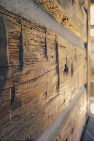 Log Skins | Log Siding & Chinking | Antique Building Solutions
