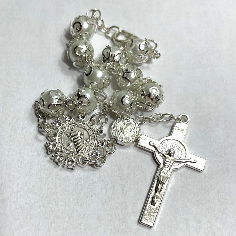Catholic Gifts | Keepsakes | Rosaries | Vintage Rosary beads | Between ...